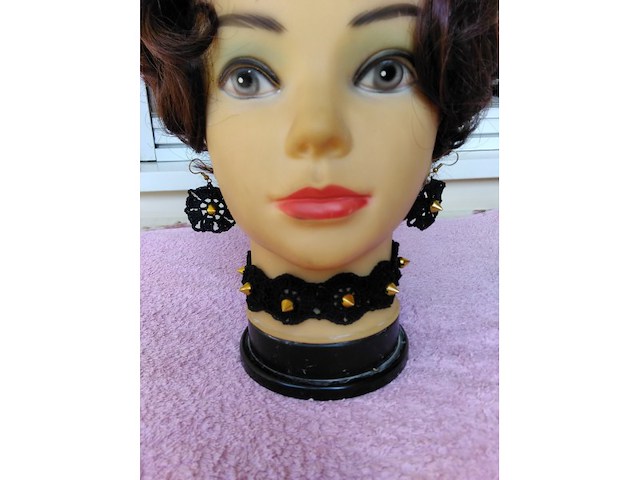 choker i mindjuse,rucni rad,nekorisceno