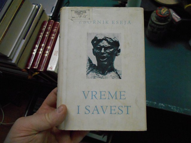 Vreme i savest - zbornik eseja