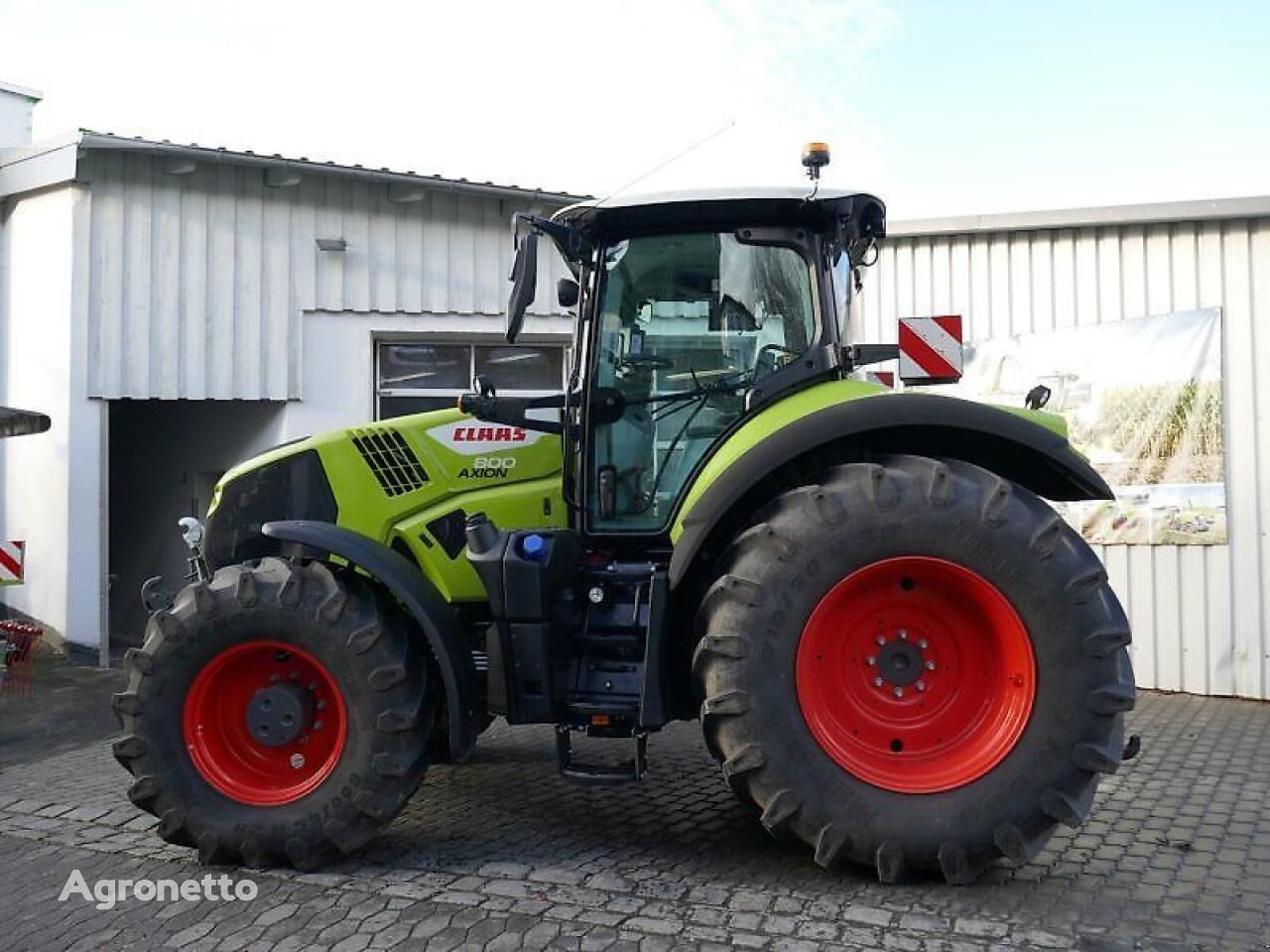 Axion 800 cis+ traktor točkaš