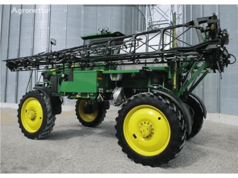 John Deere 4830 samohodna prskalica