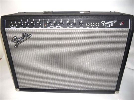 Fender Frontman 212R, 100W, 2x12", kao novo