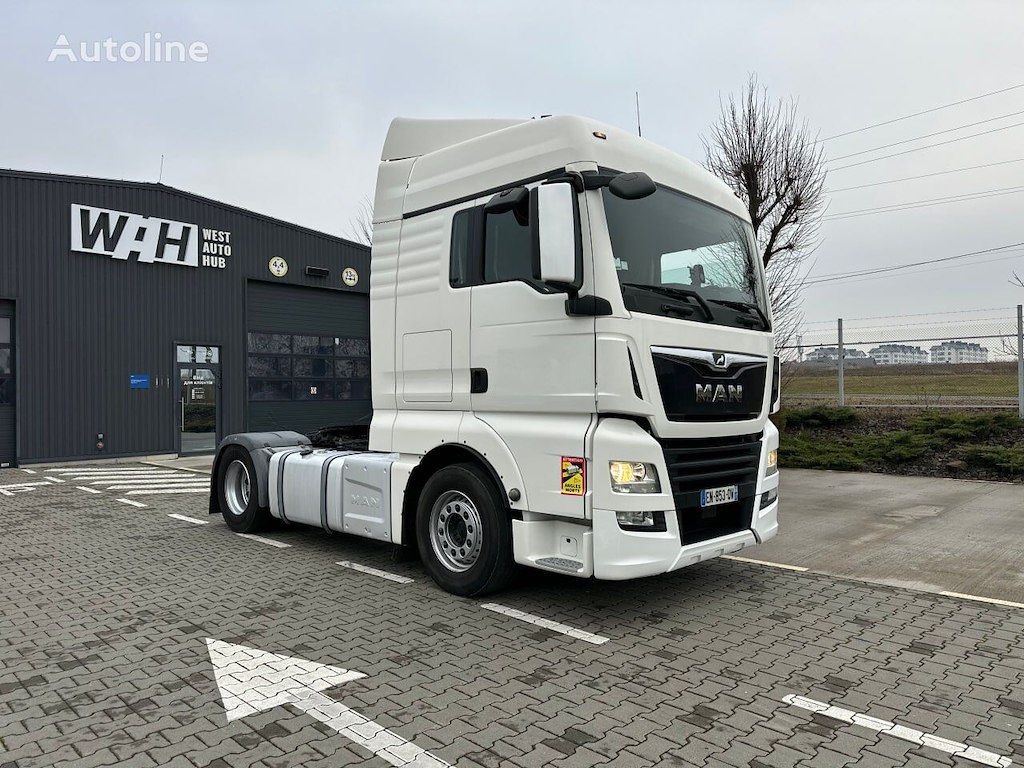 MAN TGX 18.460 v Lizynh tegljač