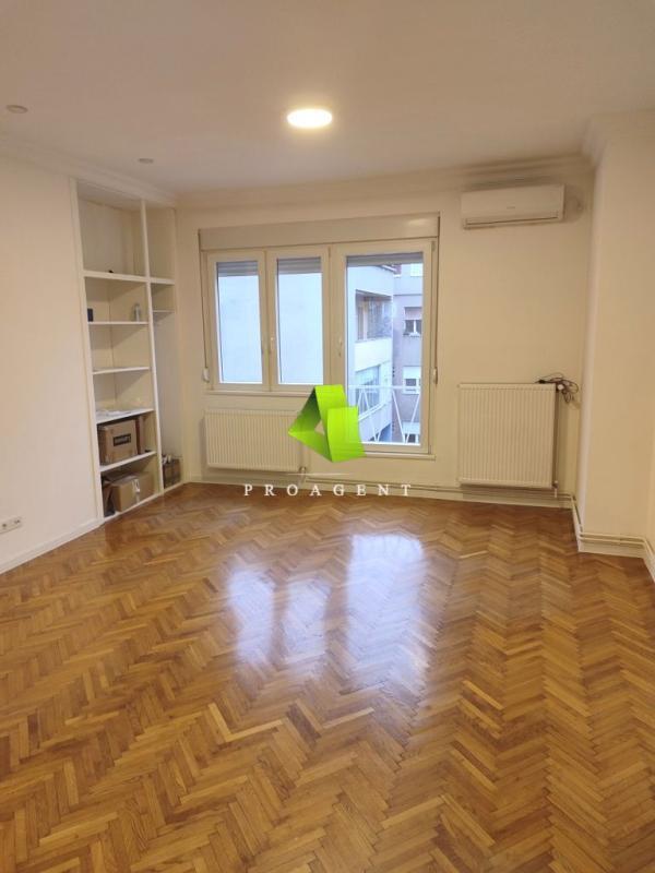 Trosoban stan za izdavanje, 73m2, 400€