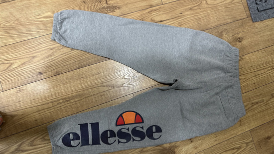 Ellesse trenerka