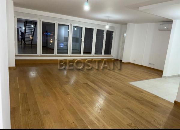 Tosin Bunar, Petosoban stan za izdavanje, 200m2, 4.000€