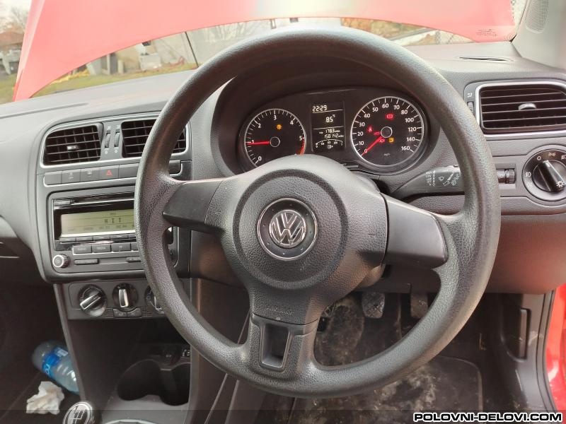 Volkswagen Polo 1.2TDI 1.6TDI Enterijer