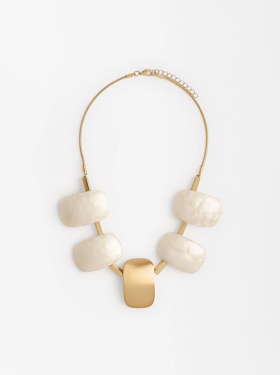 Short Necklace With Pearl Pendants