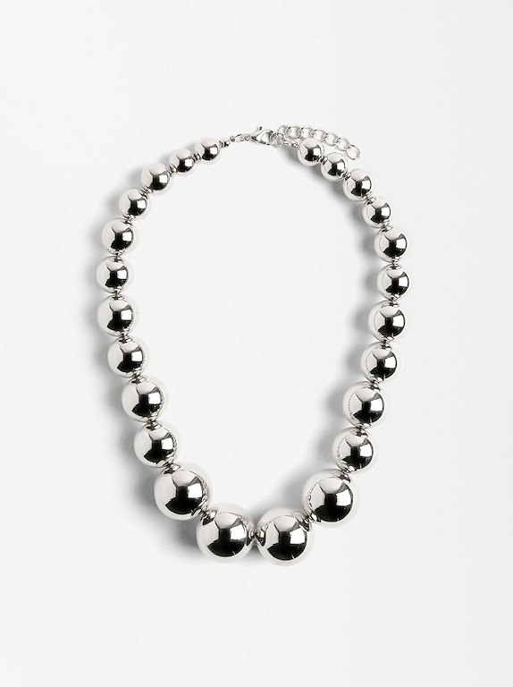 Short necklace with metallic beads