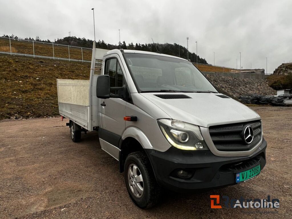 Prodaje se Mercedes-Benz Sprinter kamion s ravnom platformom < 3.5t na aukciji