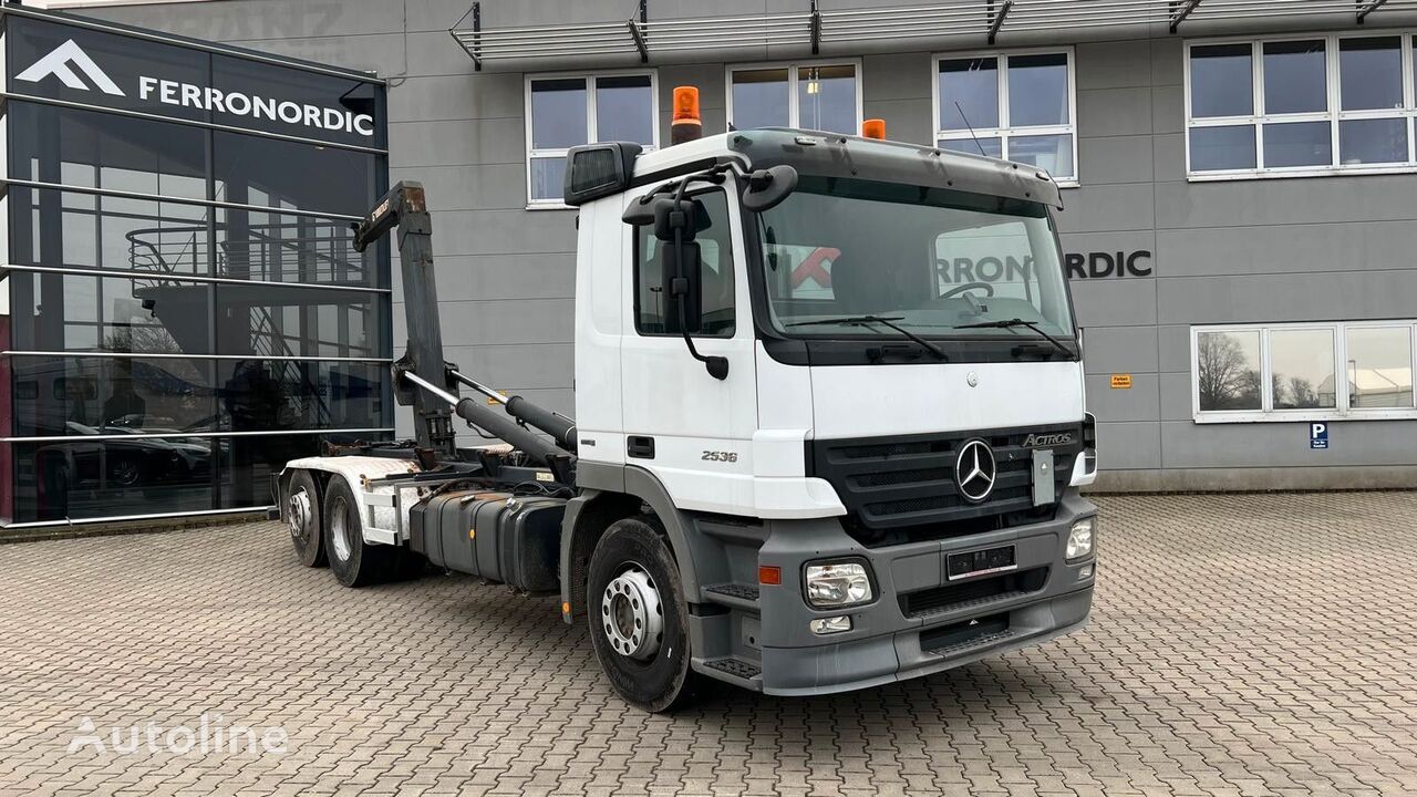 Mercedes-Benz Actros 2536 kamion rol kiper