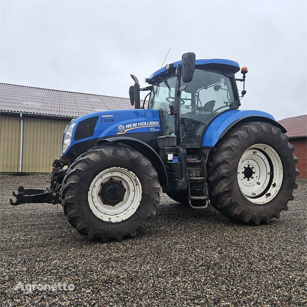 Prodaje se New Holland T 7.200 Rc/pc traktor točkaš na aukciji