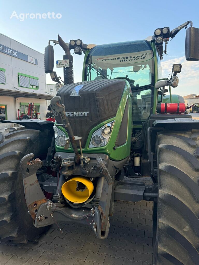 Fendt 718 Vario S4 ProfiPlus traktor točkaš