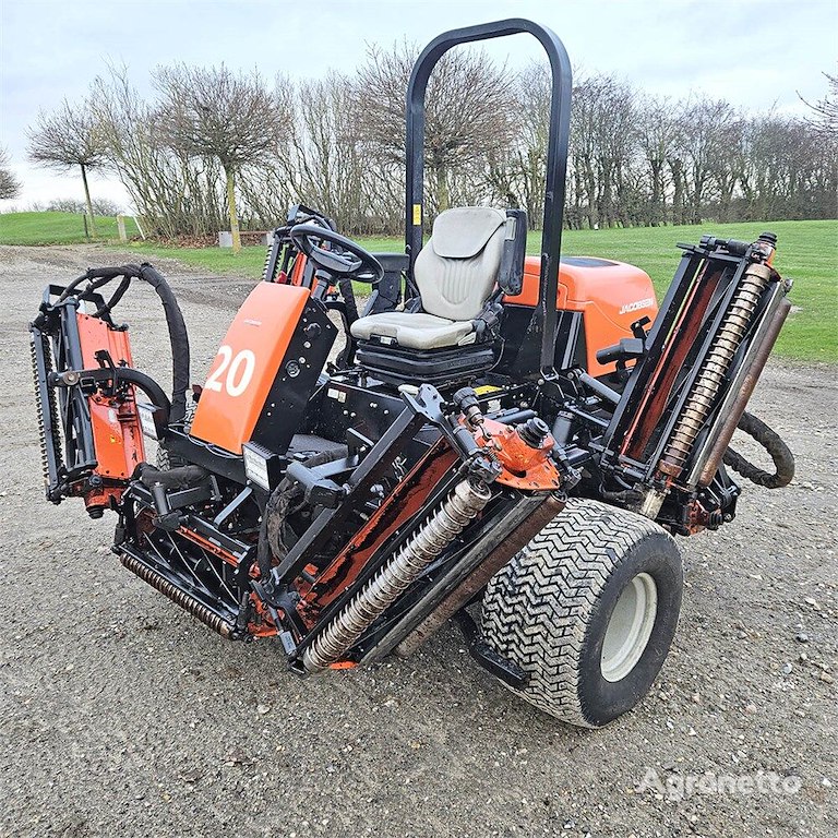 Prodaje se Jacobsen Fairway 405 T traktor kosilica na aukciji