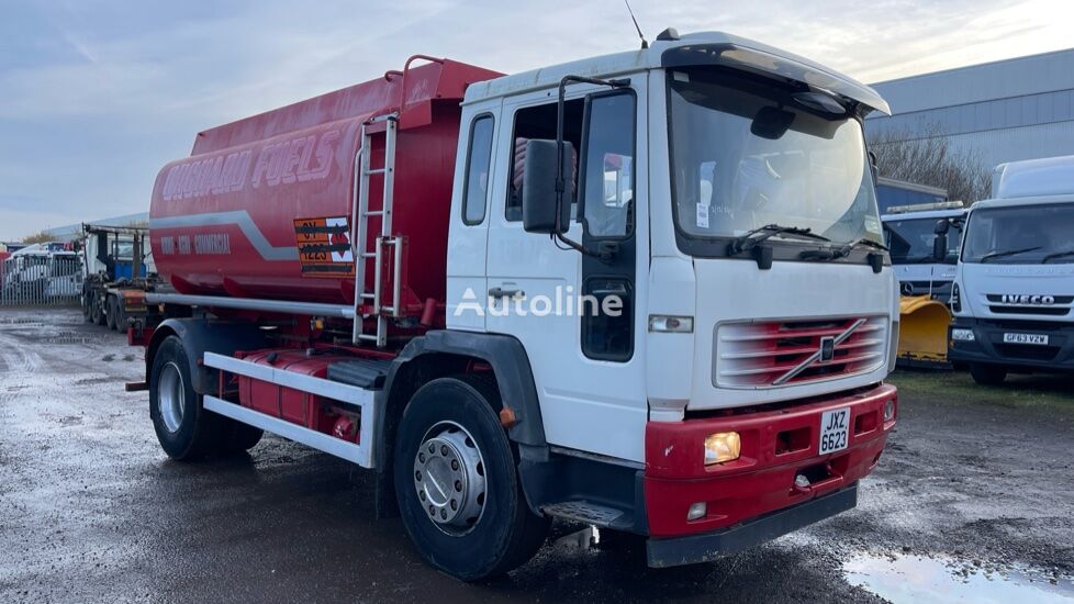 Prodaje se Volvo FL 6 autocisternu za gorivo na aukciji