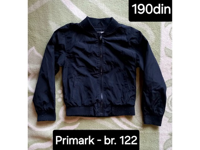 Primark dečija jakna crne boje br. 122