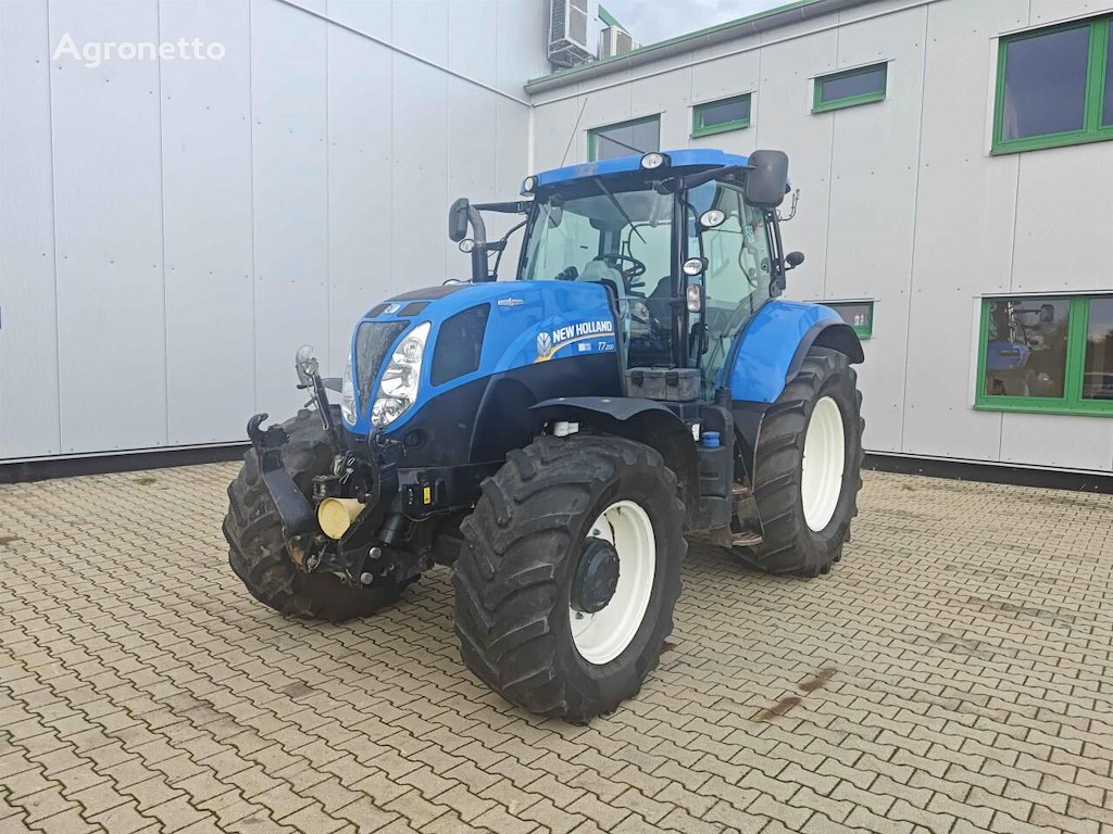 New Holland T7.200 traktor točkaš