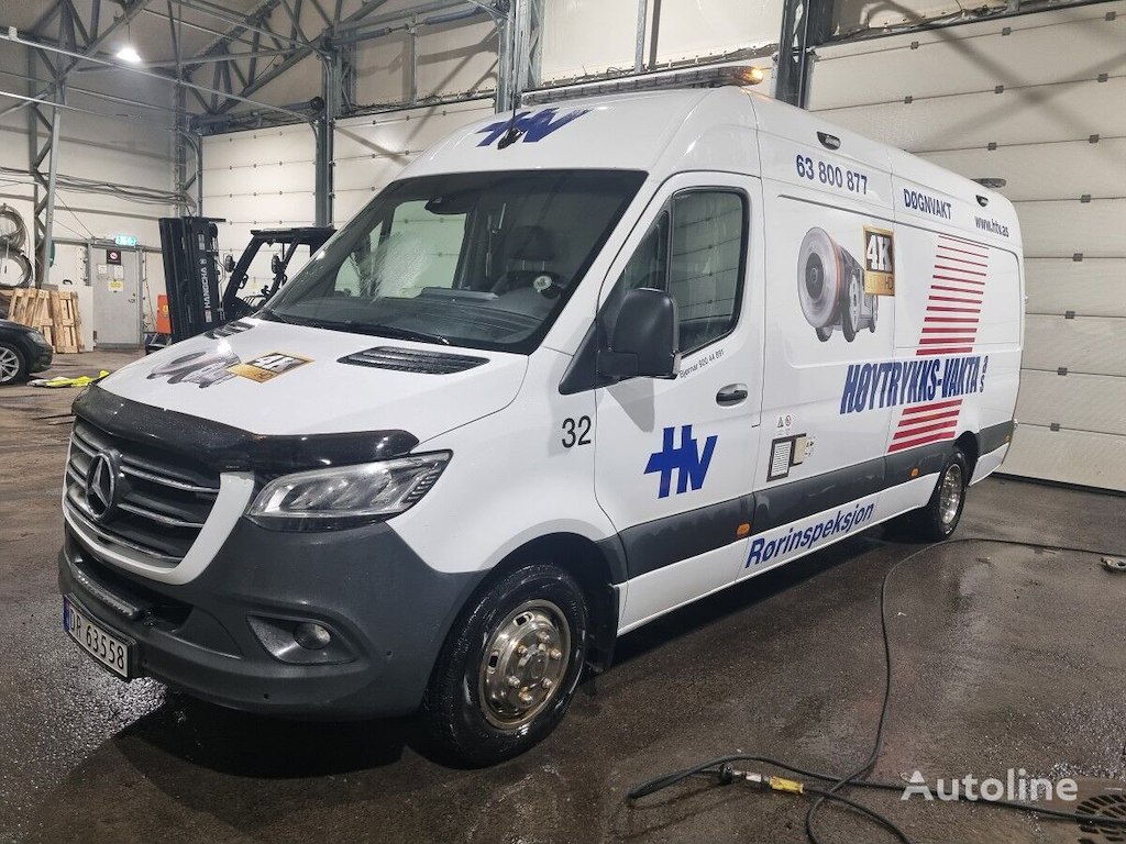 Prodaje se Mercedes-Benz Sprinter minibus furgon na aukciji