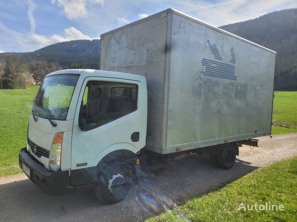 Nissan Cabstar 35.13 kamion furgon < 3.5t