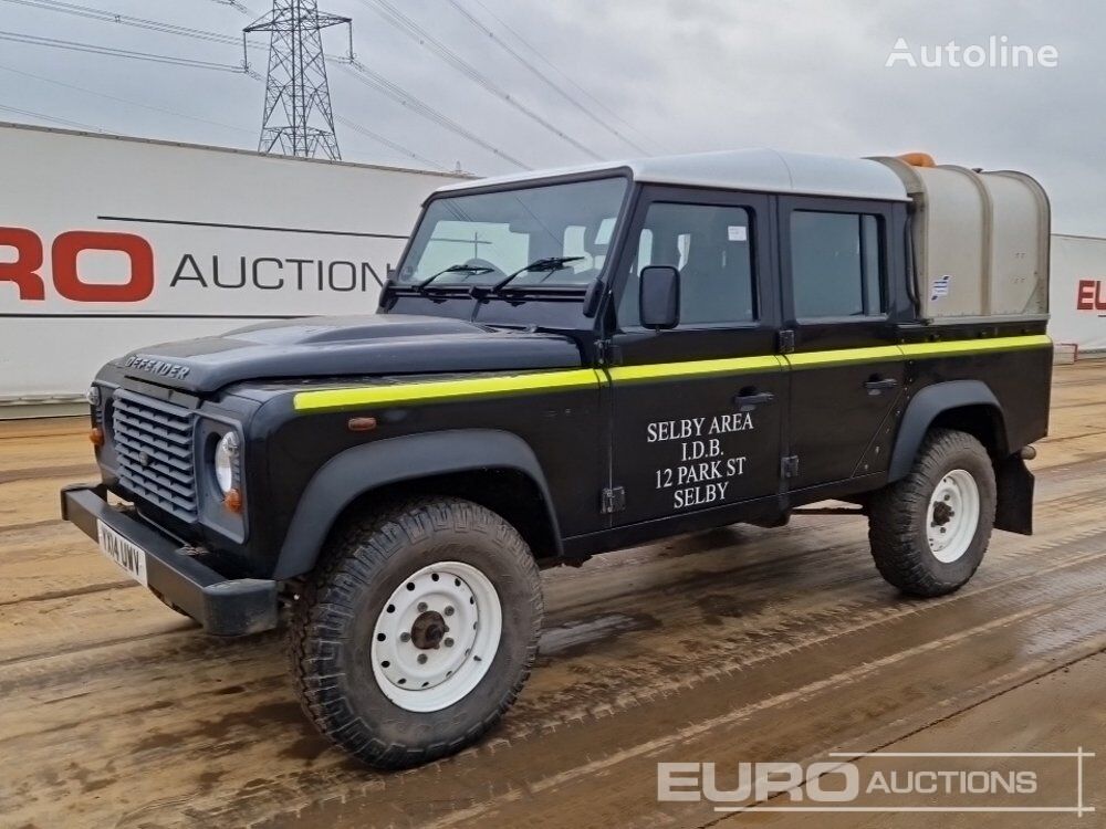 Prodaje se Land Rover Defender 110 krosover na aukciji