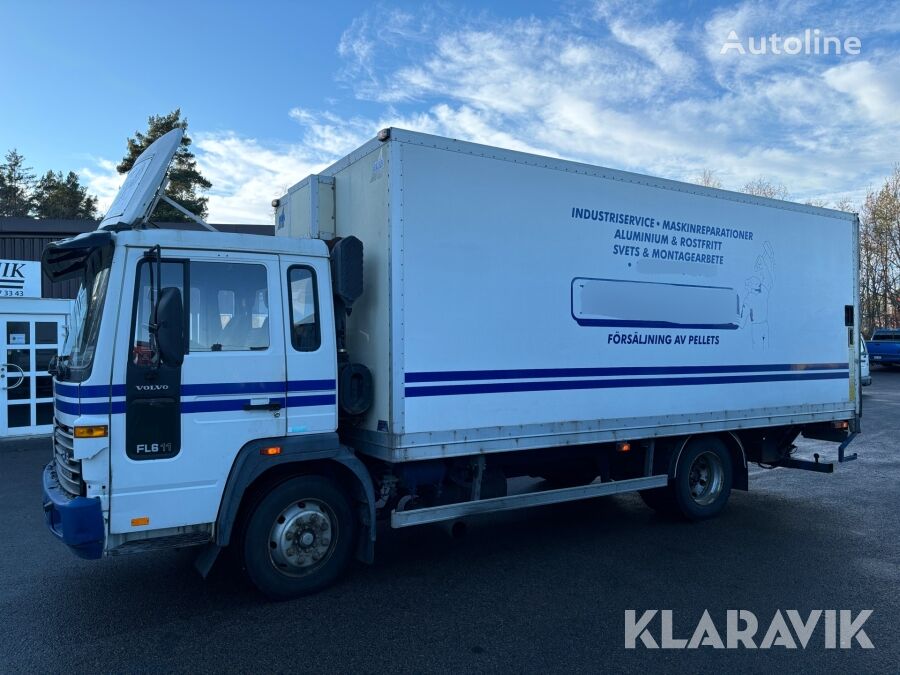 Prodaje se Volvo FL611 4X2 kamion furgon na aukciji