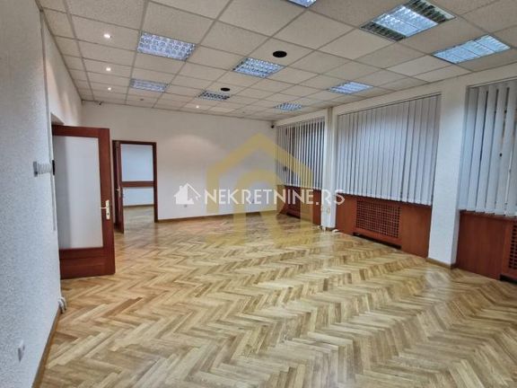 Izdavanje, pp, Skenderbegova, 300m2, ID1485, Skenderbegova