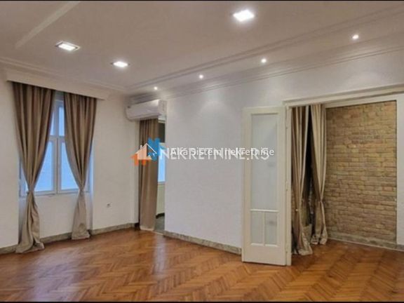 Vračar, Kalenić pijaca, 3.5 stan, 79m2, 1200 EUR, ID 51470