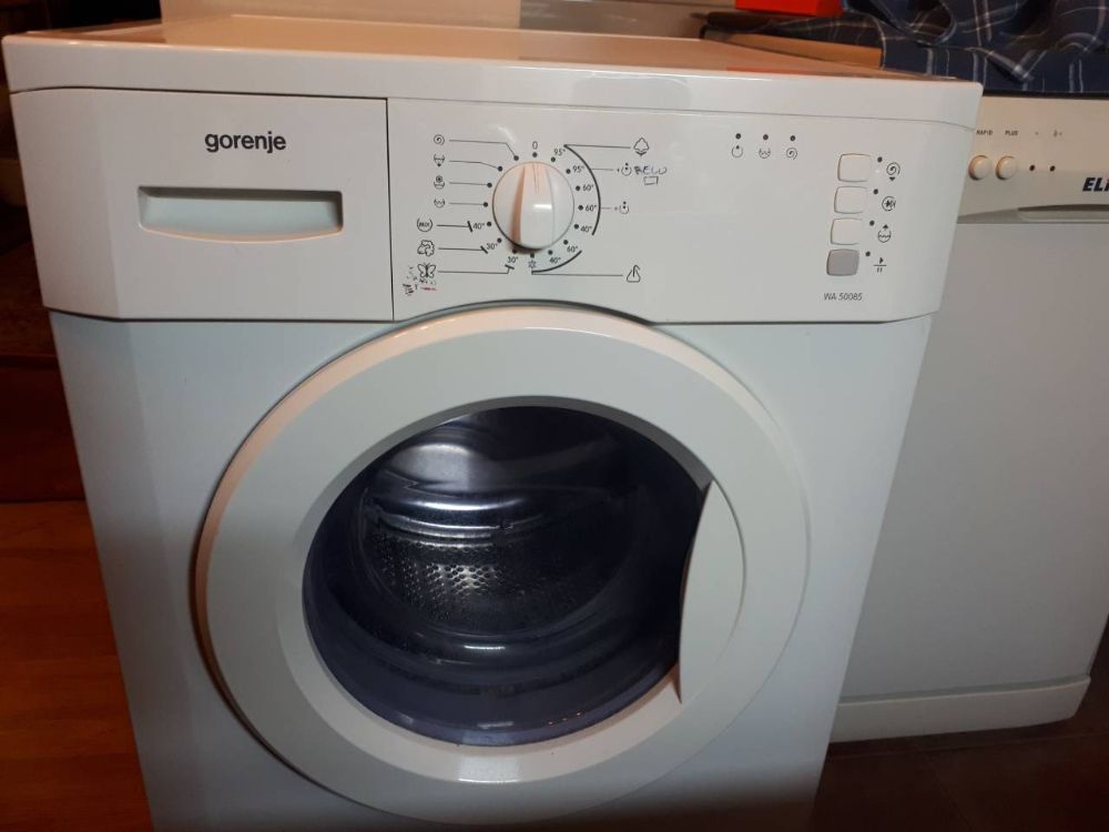 Ves masina Gorenje WA 50085 PRODAJE SE KAO NEISPRAVNA!