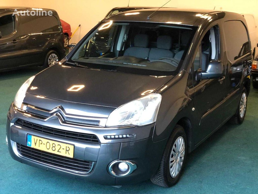 Prodaje se Citroen Berlingo laki furgon na aukciji