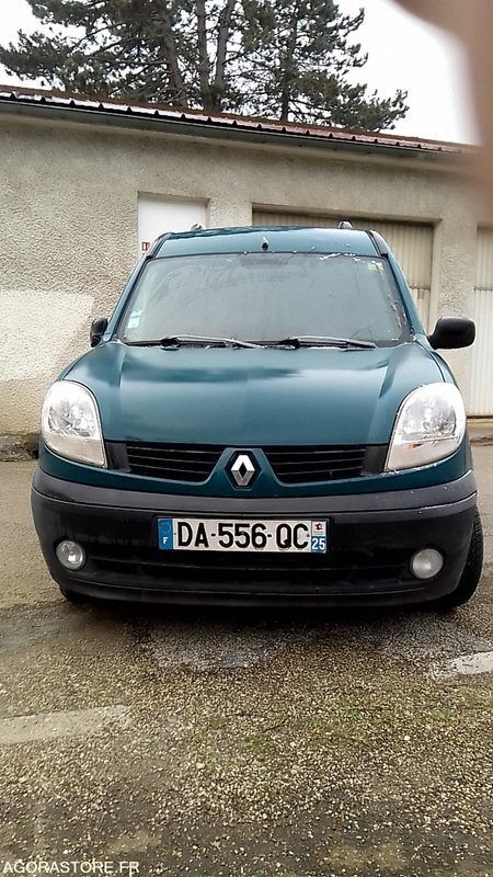 Prodaje se Renault KANGOO laki furgon na aukciji