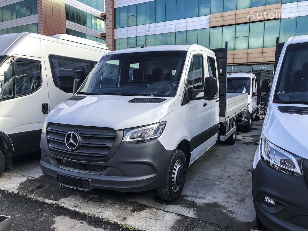 Novi Mercedes-Benz sprinter 519 detarat 3500kg/5000kg dubla cabina cu bena fixa 20 kamion s ravnom platformom < 3.5t