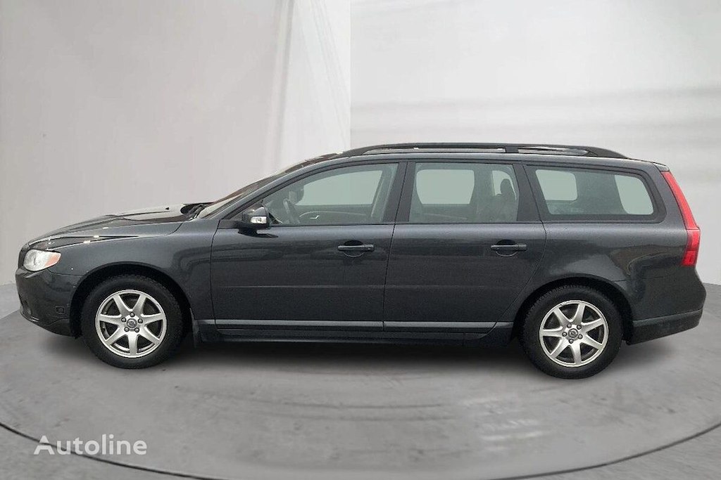 Prodaje se Volvo V70 karavan na aukciji