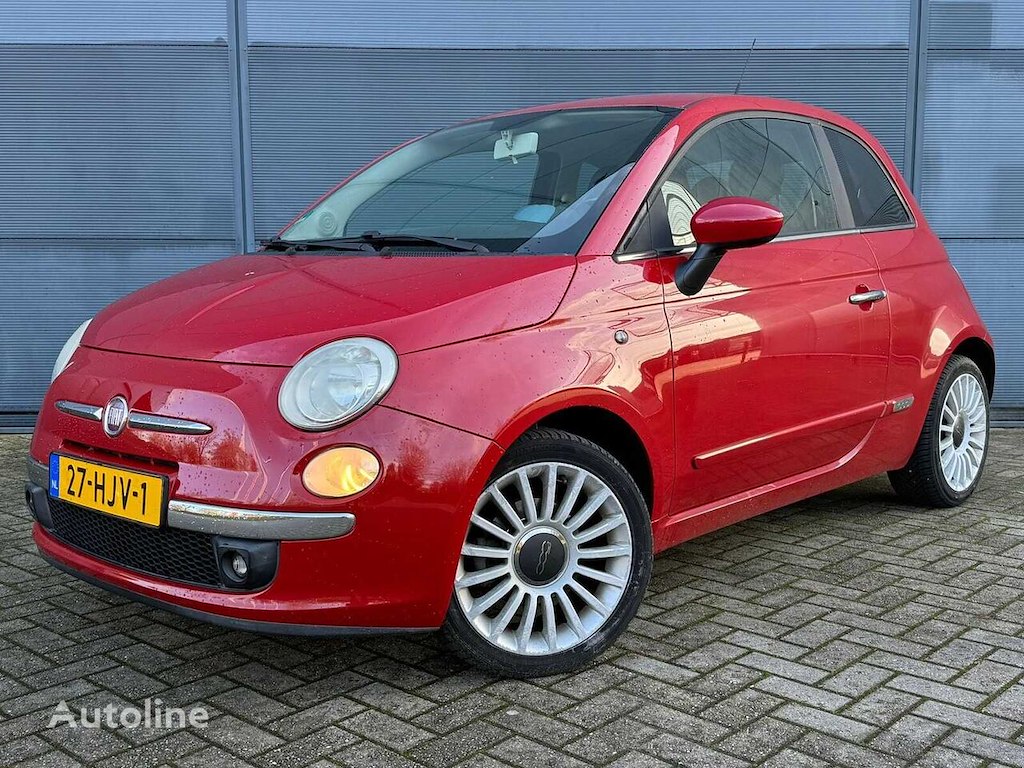 Prodaje se FIAT 500 hečbek na aukciji