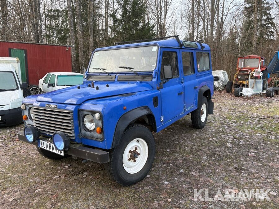 Prodaje se Land Rover Defender terenac na aukciji