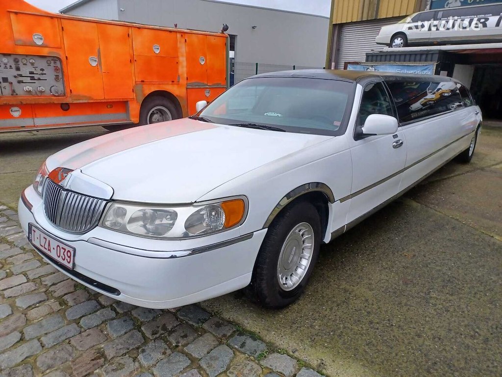 Prodaje se Lincoln CONTINENTAL CLASSIC LIMOUSINE limuzinu na aukciji