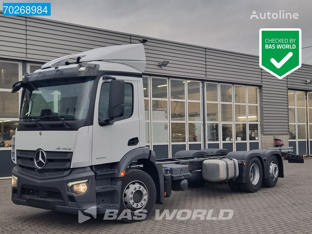 Novi Mercedes-Benz Actros 2532 6X2 NEW Euro 6! ClassicSpace Navi Lenkachse kamion šasija