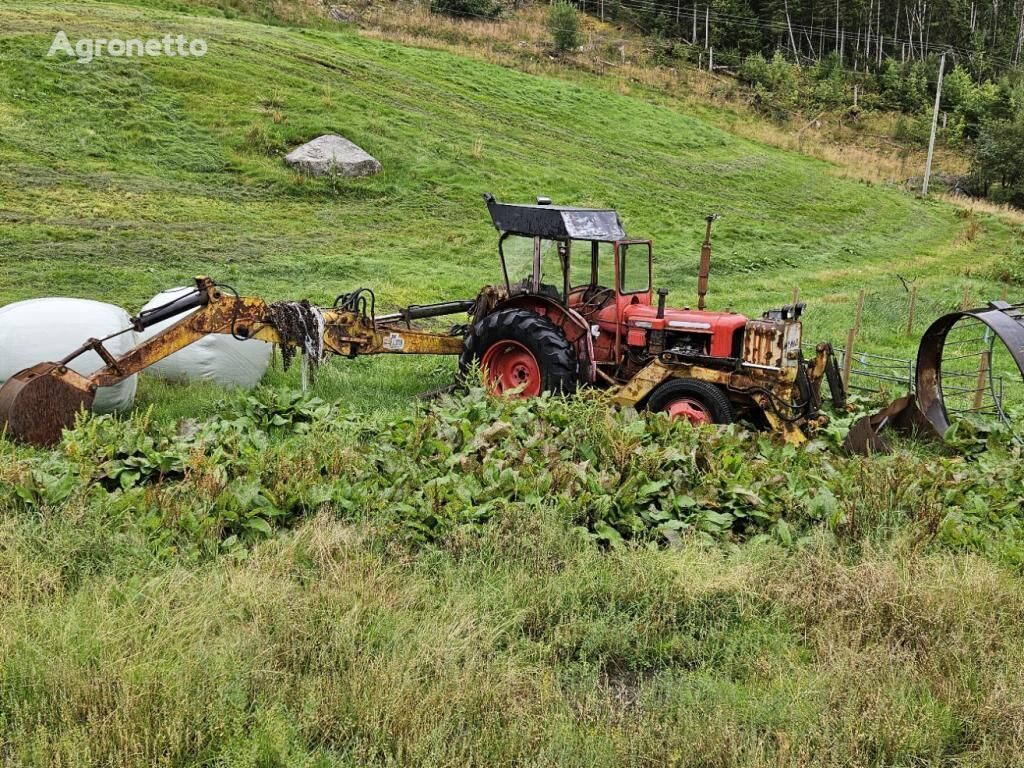 Prodaje se Nuffield 10/60 traktor točkaš na aukciji