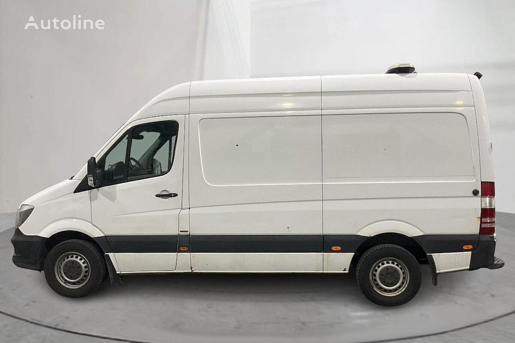 Prodaje se Mercedes-Benz Sprinter minibus furgon na aukciji