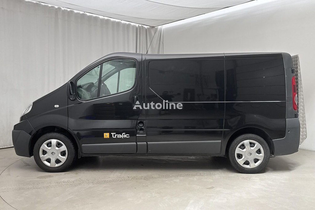 Prodaje se Renault Trafic minibus furgon na aukciji