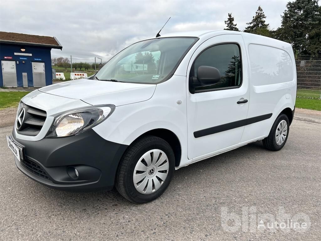 Prodaje se Mercedes-Benz CITAN laki furgon na aukciji