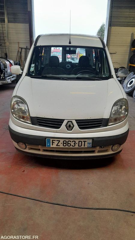 Prodaje se Renault KANGOO minivan na aukciji