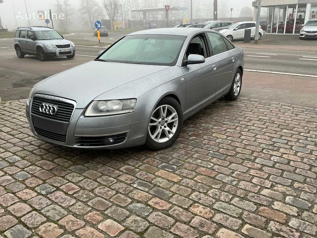 Prodaje se Audi A6 sedan na aukciji