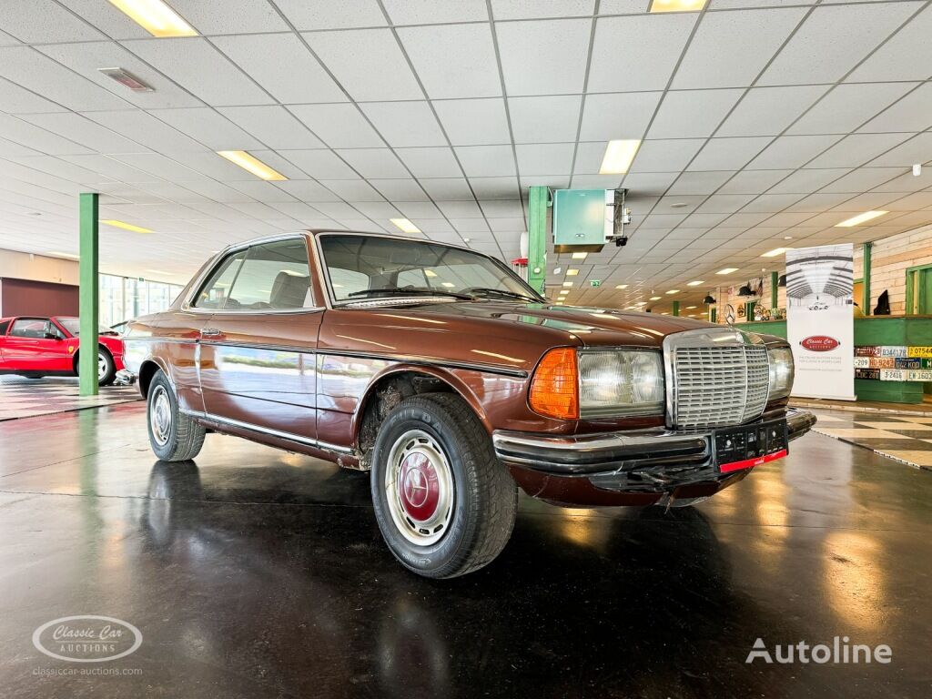 Prodaje se Mercedes-Benz 280 C - ONLINE AUCTION kupe na aukciji