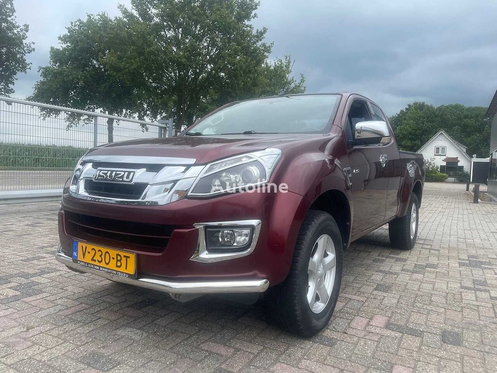 Prodaje se Isuzu D MAX pikap na aukciji