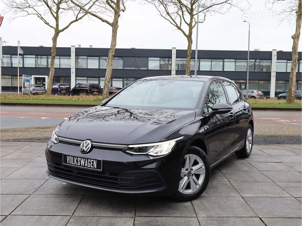 Prodaje se Volkswagen Golf hečbek na aukciji