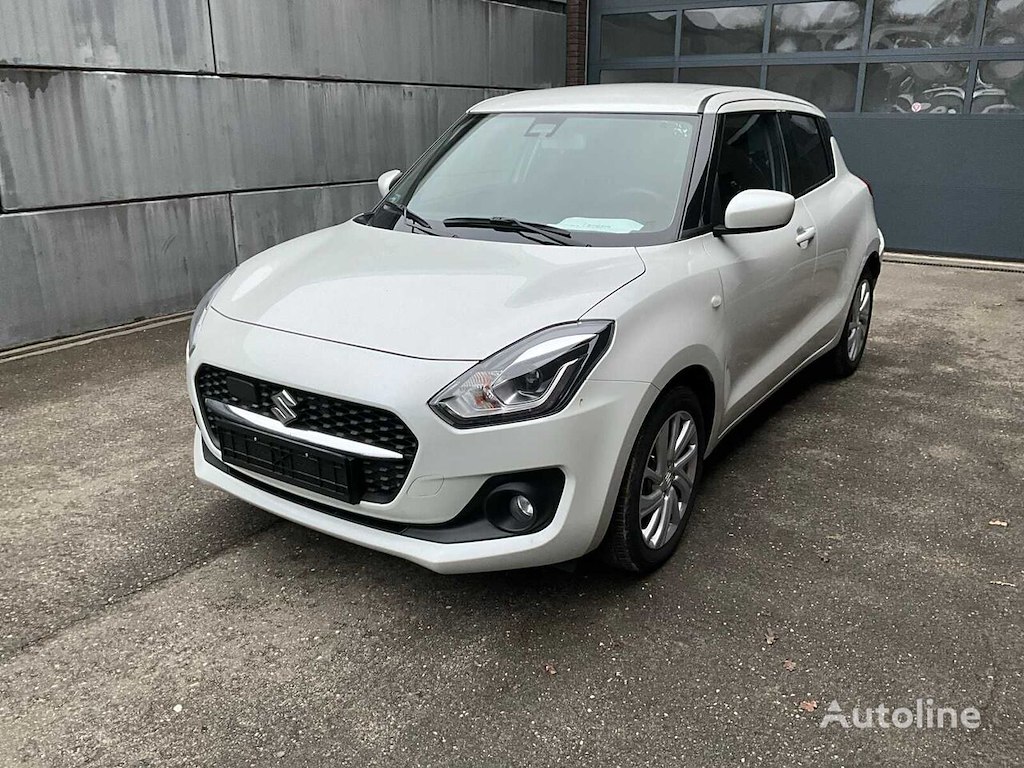 Prodaje se Suzuki Swift GL+ Smart Hybrid hečbek na aukciji