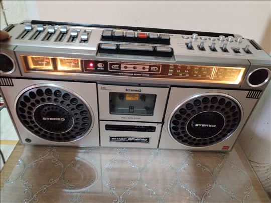 Sharp GF-9090 Boombox