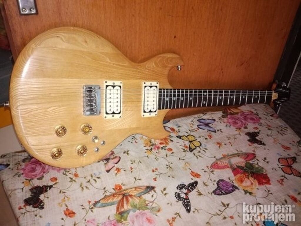 ﻿﻿Aria Pro II CS-250 Matsumoku Japan 1981 ﻿Telo cist Ash izuzetan