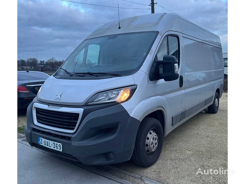 Prodaje se Peugeot Boxer Y minibus furgon na aukciji