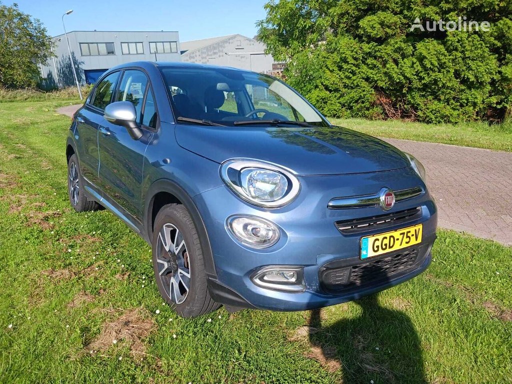 Prodaje se FIAT 500 X hečbek na aukciji