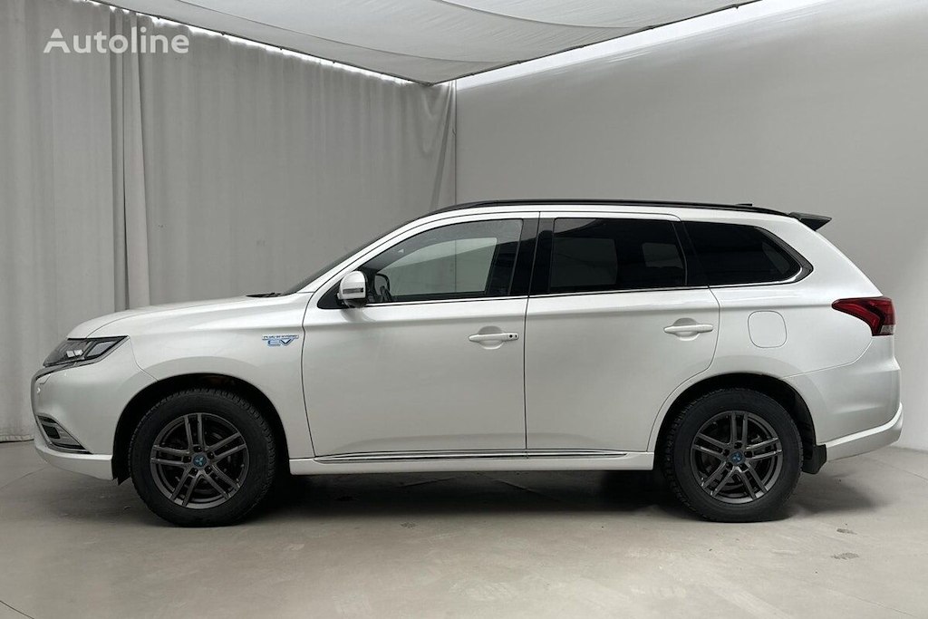 Prodaje se Mitsubishi Outlander krosover na aukciji